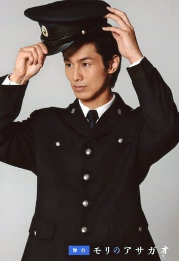 Takafumi Maeuchi (Naoki Oikawa) / upper body, both hands hat, left eye, Character actor shot ...