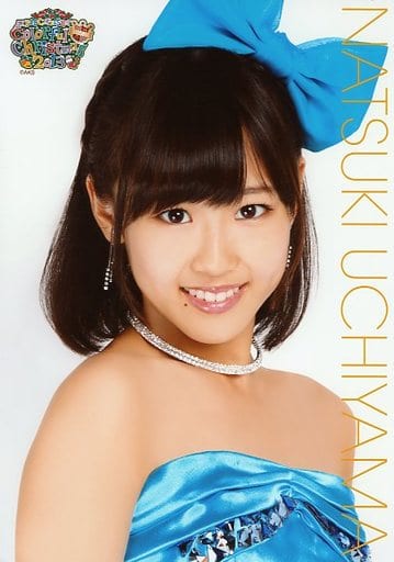 Natsuki Uchiyama / AKB48 CAFE & SHOP limited A4 size Official photo ...