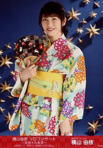 Official photo (AKB48, SKE48) / idol / AKB48 Yui Yokoyama / Upper Body ...