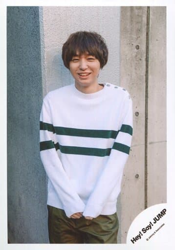 Hey! Say! JUMP / Kei Inoo / Above the knees / Costume white / Both ...