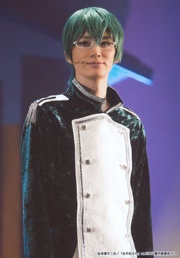 Official photo (male) / actor Kento Ono (Choro Matsu) / Live Photo, Above the Knees, Costume ...