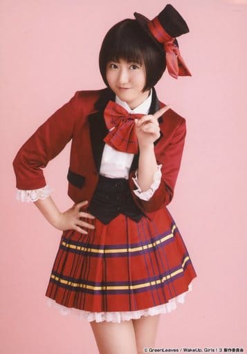 Official photo (female) / actress Natsuki Yamashita (Suzuki Moeka ...