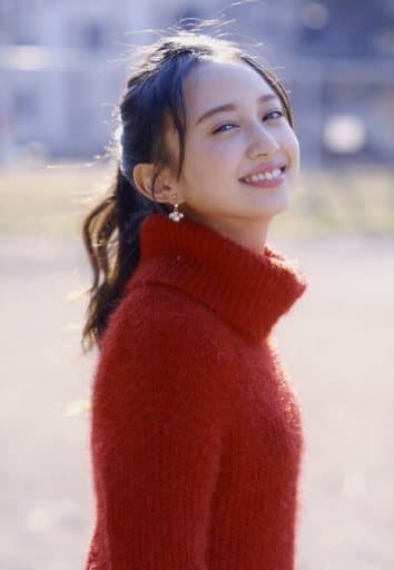 Official photo (female) / voice actor Arisa Komiya / Bust Up / Costume ...