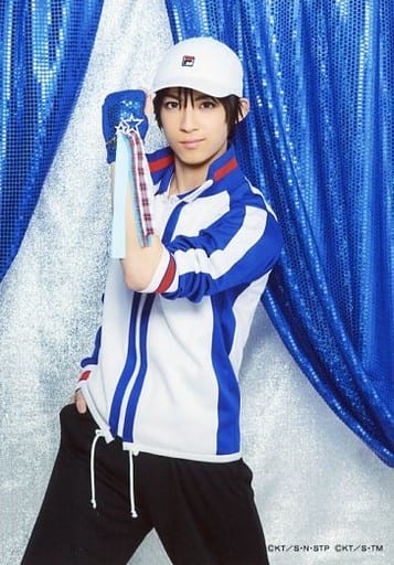 Official photo (male) / actor Nichika Akutsu (Ryoma Echizen) / Kneecap ...
