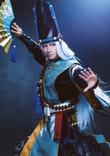 Official photo (male) / actor Shinji Rachi (Seimei) / Above the Knee ...