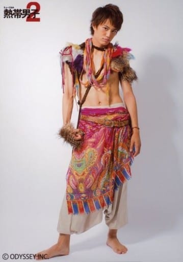 Masahiro Inoue / Whole Body, Costume Red, Beige, Both Hands Down, Face ...