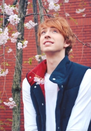 Nicholas Edwards / Upper Body / Costume White / Navy Blue / Red / Both ...