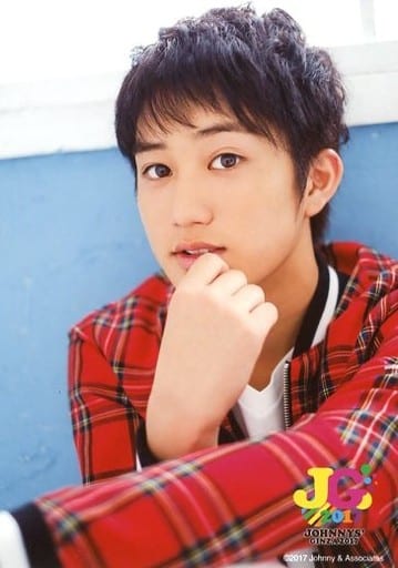 Official photo (Johnnys) / idol / Ihi Jet Ihi Jet / Ryo Hashimoto / Bust up / Costume red ...