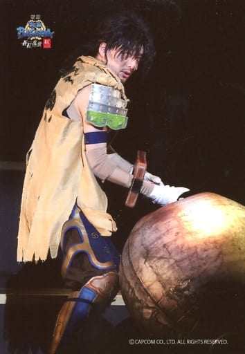 Yuichi Ito (Kanbei KURODA) / Live Photo / Whole Body (Off Tarumi) / Costume Beige / Right Facing ...