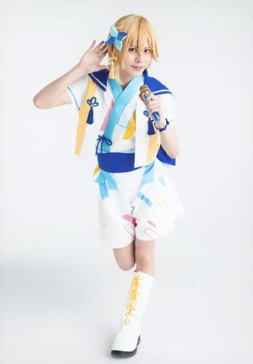 Official photo (male) / actor Natsuki Osaki (Nito Nazuna) / Whole Body ...