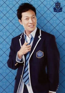 Official photo (male) / actor Takuma Otoo / Upper Body / Uniform Black ...