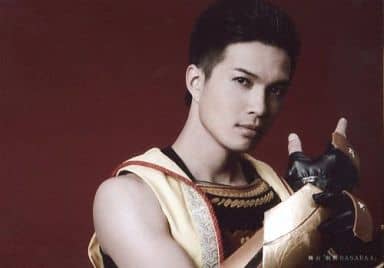 Official photo (male) / actor Yusuke Hirose (Ieyasu TOKUGAWA) / Yokogata / Bust-up / Costume ...