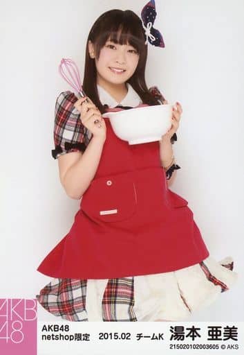 Official photo (AKB48, SKE48) / idol / AKB48 Ami Yumoto / Kneecap / Right hand whipper / Body ...