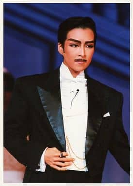 Official photo (female) / Takarazuka Revue (Hanagumi) / actress Takarazuka Revue / Miki Maya ...