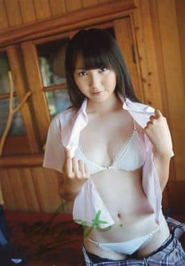 Seina Aikawa / with handwritten signature / Kneecap / Swimsuit / Shirt / DVD 「 Last Night ...