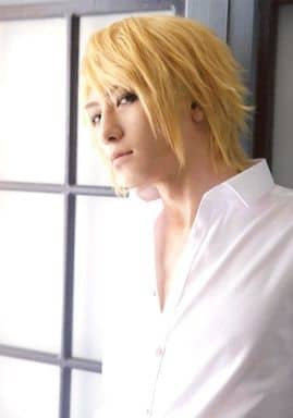 Official photo (male) / actor Hiroki Suzuki (Genshousanzou) / Bust Up, Shirt White, Left Facing ...