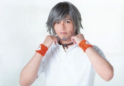 Yuki Tomotsune (Isami KONDO) / Horizontal type, upper body, white ...