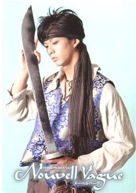 Official photo (male) / actor Takuma Sueno / Above-the-knee, Costume ...