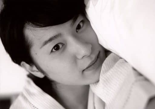 Ryo Hatakeyama / Face Up / Costume White / Left Hand Chin / Lying Down, Monochrome / Official ...