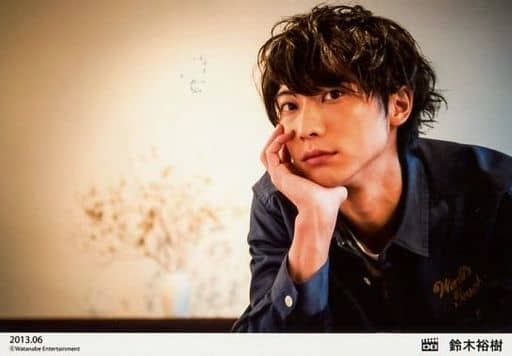 D-BOYS / Hiroki Suzuki / Horizontal, Bust Up, Costume Black, Right Hand Face, Face Left, Mouth ...