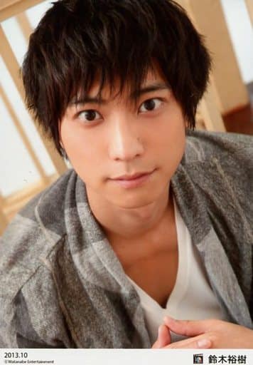 D-BOYS / Hiroki Suzuki / Bust Up / Costume Grey / White / Both Hands / Mouth Closed /' 2013.10 ...