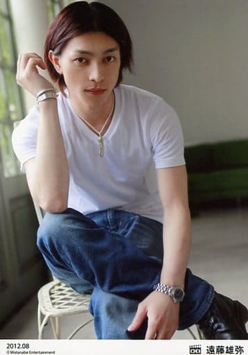 Official photo (male) / actor D-BOYS / Yuya Endo / Kneecaps / Seats ...