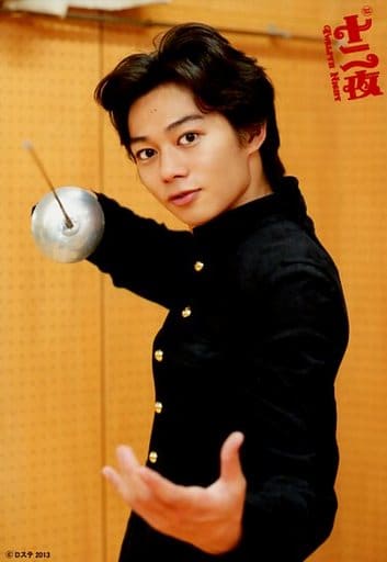 Official photo (male) / actor D-BOYS / Masahiro Usui (Viola) / Upper Body / Costume Black ...