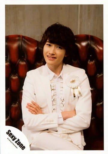 SeXyzone / Marius Yo / Above-the-knee / White costume / Legs / Arms ...