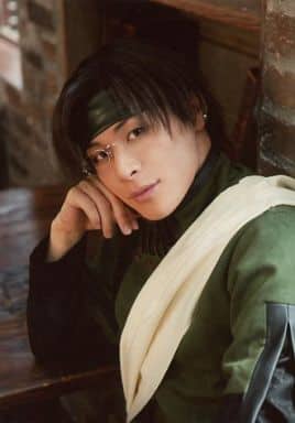 Official photo (male) / actor Yuki Fujiwara (Zhu Bajie) / Upper Body ...