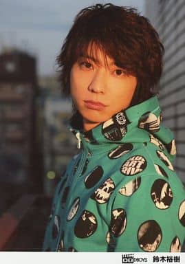 Official photo (Male) / idol / D-BOYS D-BOYS / Hiroki Suzuki / Bust Up / Costume Green / Body ...