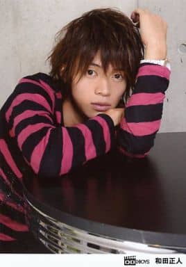 Official photo (Male) / idol / D-BOYS D-BOYS / Masato Wada / Upper Body / Costume Pink / Black ...