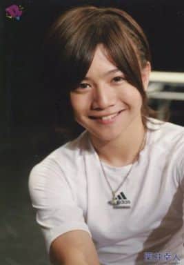 Official photo (male) / actor D2 / Yukito Nishii / Bust Up / Costume White / Necklace / Smile ...