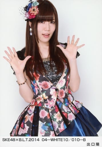 Official photo (AKB48, SKE48) / idol / SKE48 Aki Deguchi / SKE48 × B. L. T. 2014 04-WHITE10/010 ...