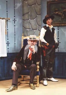 Official photo (male) / actor Jiro Dan / Yuichi Tsuchiya / Body / Background Light Blue / DVD ...