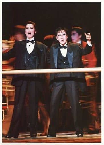 Takarazuka Revue : Mayo Suzukaze, 1 other person / whole body, costume : black and white ...