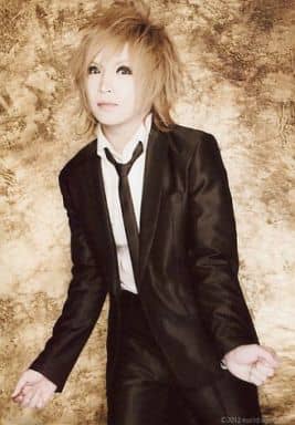 Official photo (Male) / visual kei Air Band / Golden Bomber Golden ...