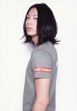 Official photo (male) / actor Ryuko Isogai / Upper Body, Costume Grey ...
