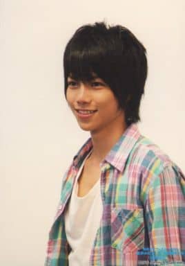 Official photo (Johnnys) / idol / 7 WEST 7 WEST / Daiki Shigeoka / Bust-up / Shirt Check / Eye ...