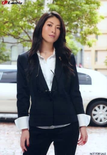Official photo (female) / voice actor Minori Chihara / CD 「 SELF ...