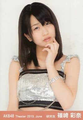 Official photo (AKB48, SKE48) / idol / AKB48 Ayana Shinozaki / Upper Body, Left Hand Face, Left ...