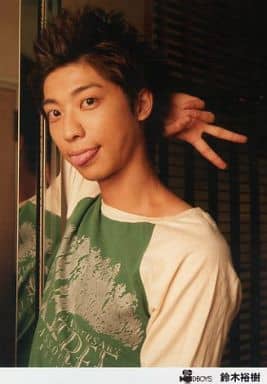 Official photo (Male) / idol / D-BOYS D-BOYS / Hiroki Suzuki / Bust Up / Costume White. Green ...