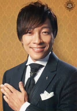 Takuma Otoo / Bust up / Suit black / Left hand breast / Background ...