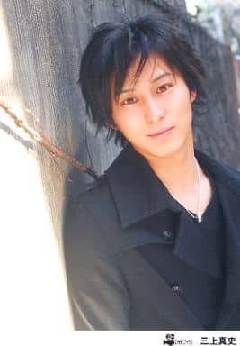 Official photo (Male) / idol / D-BOYS Masashi Mikami / Bust Up / Costume Black / Camera Eye ...