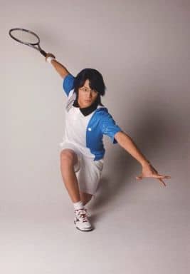 Official photo (male) / actor Takuya Kikuchi (Oshitari Yushi) / Whole-body, Uniform, Right Hand ...