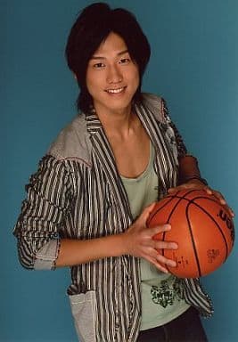 Official photo (male) / actor Tomohiro Tsurumi / Costume White. Black ...