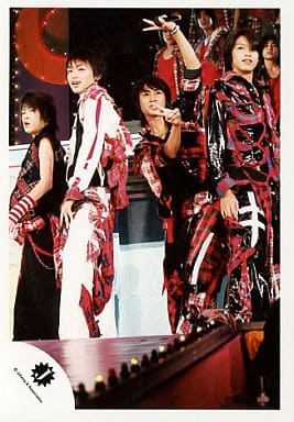 Hey! Say! JUMP / Gather (4 people) / Live photo / Costume black / red / Photo left Okamoto ...