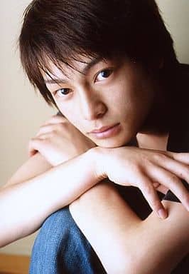 Official photo (male) / actor Yuya Endo (Ryoma Echizen) / Sit ...