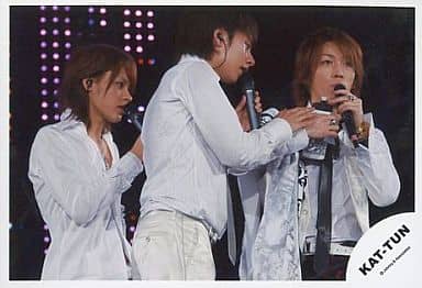 KAT-TUN / Ueda, Nakamaru, Kamenashi / Live Photo, Horizontal, Above the Knee, Costume White, Tie ...