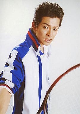 Official photo (male) / actor Moriyama Eiji (upper body / costume jersey / right hand racket ...