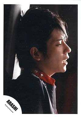 Arashi / Kazuya Ninomiya / Bust up / Face to the right / Under eyes ...